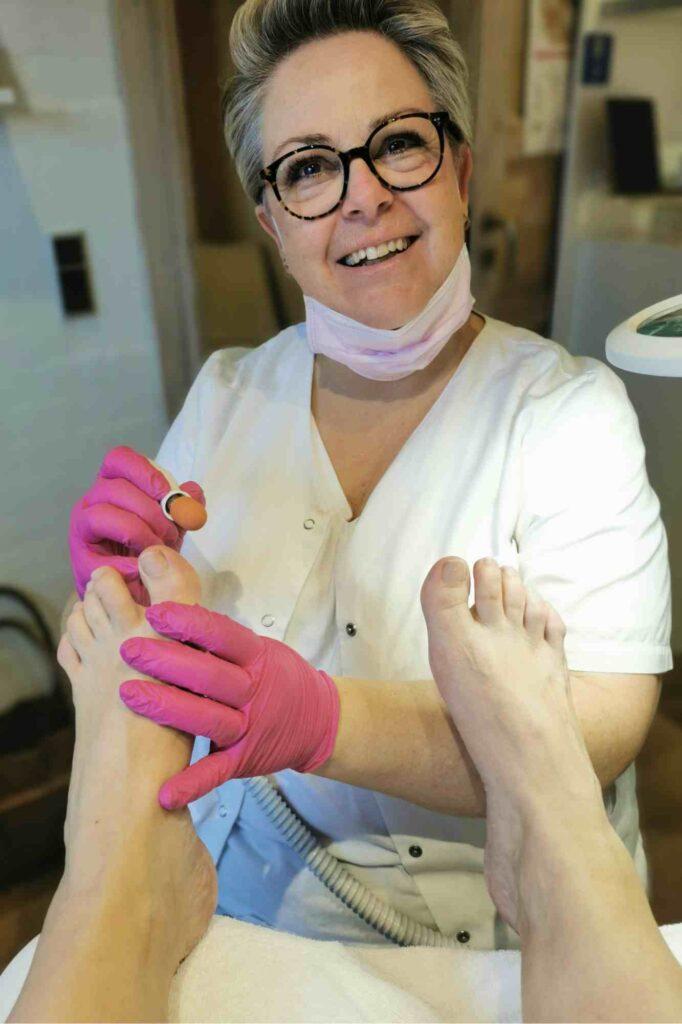 Gitte fra Tønder har også succes med fodpleje i Nybøl - Sydnyt.dk ...