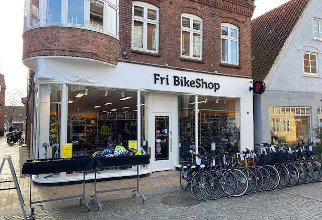 40 år med cykler på gågaden i Tønder: Jørn og Fri Bikeshop fejrer det ...